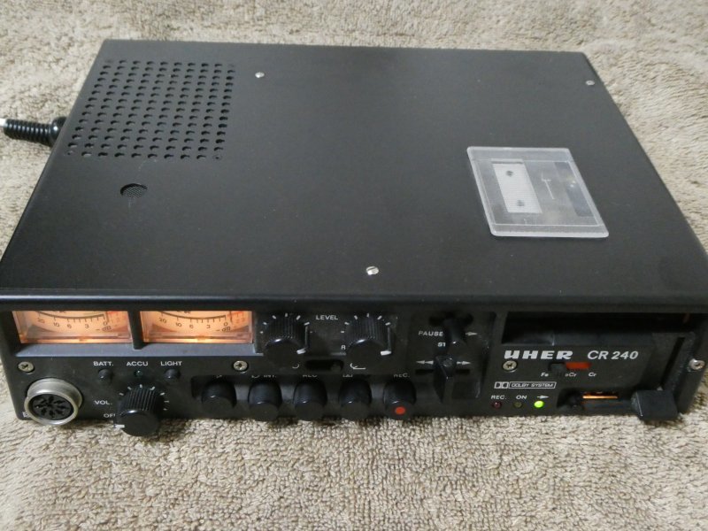 UHER CR-240 コンパクトステレオカセットデッキ ケース付き